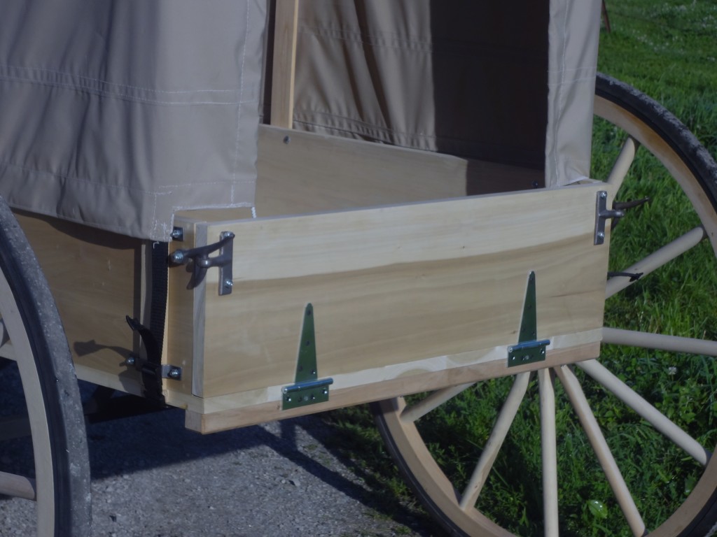 Covered Wagon - Custom Wagon Wheels